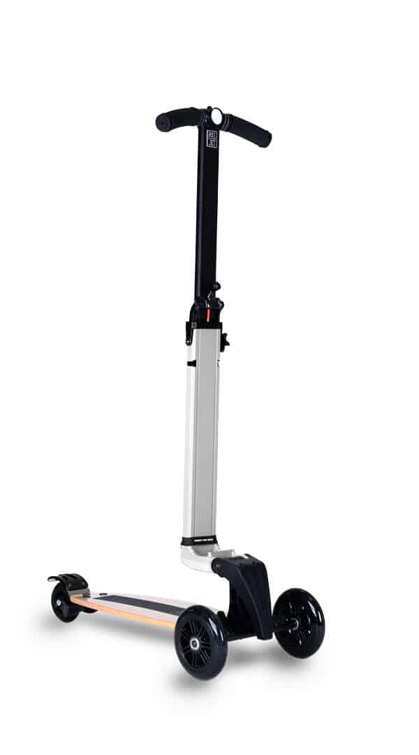 The lightest bag is RollJet - RollJet scooter with bag