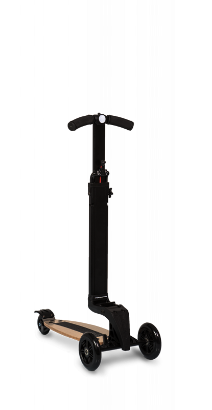 The lightest bag is RollJet - RollJet scooter with bag